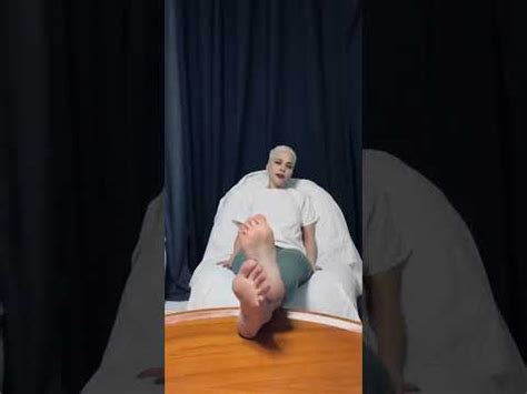 Футфетиш footfetish video فوت فتیش ایرانی جوراب شیشهای پانمایی مهسا