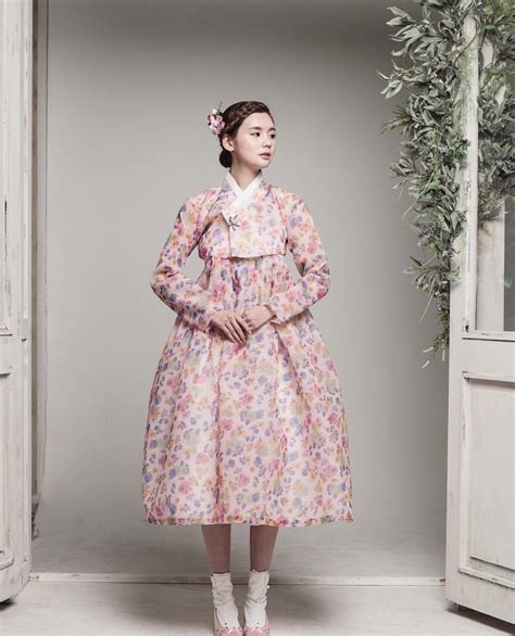 한복 Hanbok Korean traditional clothes dress ModernHanbok 한국 드레스