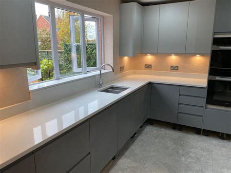 White Shimmer Quartz Kitchen In 2022 Kitchen Interior Design Modern