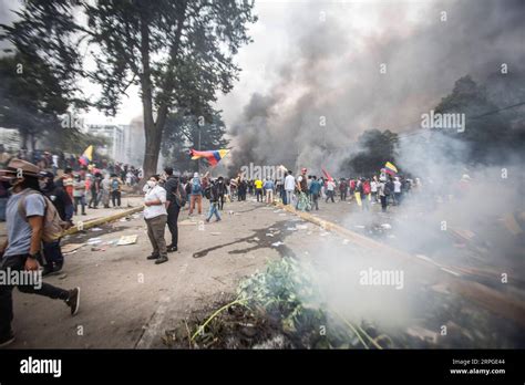 Ecuador Quito Lenin Hi Res Stock Photography And Images Alamy