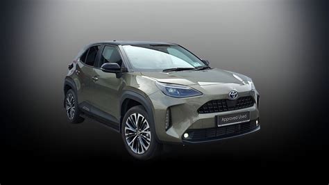 2022 221 REG TOYOTA YARIS CROSS SOL OXIDE BRONZE HUGH