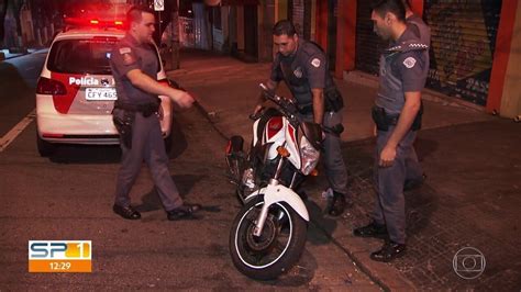 Suspeito é baleado por policial de folga na Lapa Zona Oeste da capital