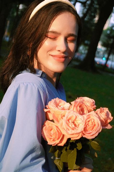 Sau Thùy Tiên Phương Nhi Trần Đức Bo bắt trend chụp ảnh Lưu Diệc