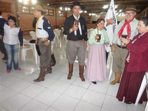 TRADICIONALISMO GAÚCHO Saiba a origem da indumentária gaúcha
