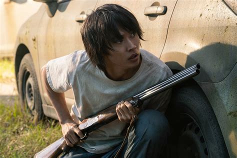 山﨑賢人土屋太鳳今際の国のアリスシーズン2が大ヒットスタート日本発のNetflix作品として全世界での最高試聴記録を達成 TV