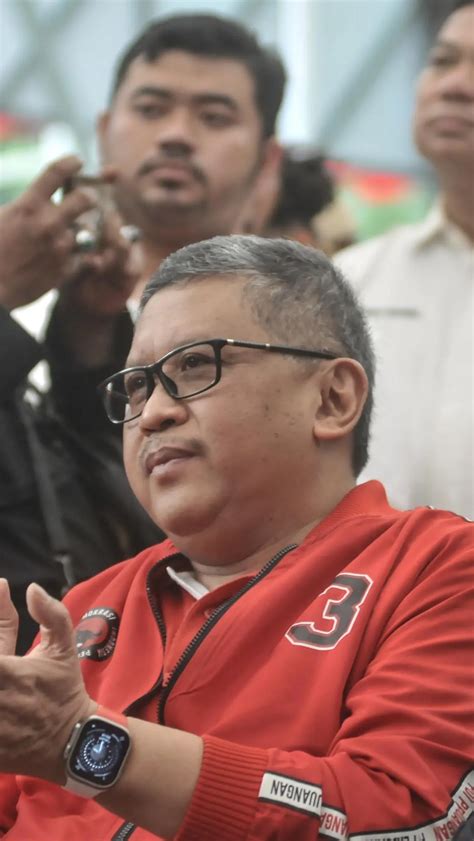 VIDEO Sekjen PDIP Hasto Sindir Sosok Capres Takut Bercermin