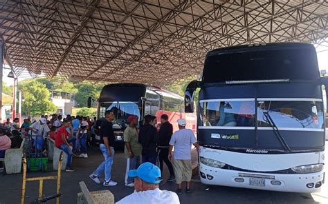 Unos 10 mil pasajeros se movilizaron por el terminal de Carúpano