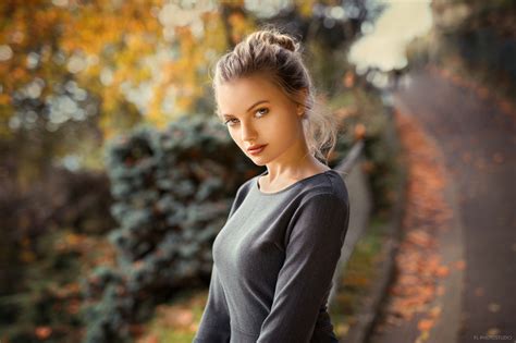 Fondos De Pantalla Mujer Rubia Cara Bokeh Profundidad De Campo