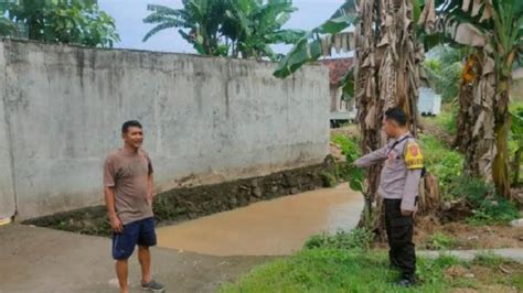 Warga Pringsewu Geger Jasad Bocah Laki Laki Ditemukan Hanyut Di Sungai