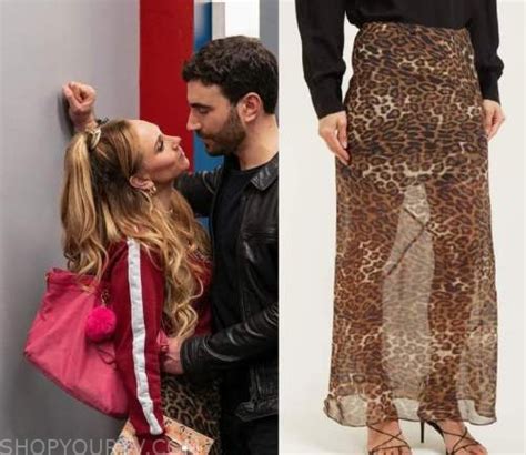 Ted Lasso Season 2 Fashion Clothes Style And Wardrobe Worn On Tv Shows Shop Your Tv