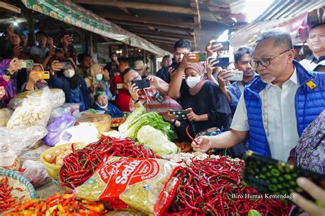 Mendag Tinjau Stok Dan Harga Barang Kebutuhan Pokok Di Pasar