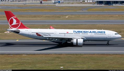 TC JIP Airbus A330 223 Turkish Airlines Ömür Sadikoglu JetPhotos