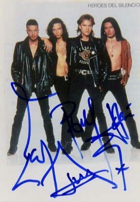 El espíritu del vino Heroes del silencio Rock en español Autografos