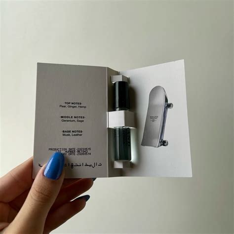 Amostra 3ml Contratipo 212 Heroes Men Carolina Herrera Colibri Parfum