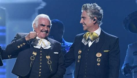 Padre e hijo la relación entre Vicente y Alejandro Fernández
