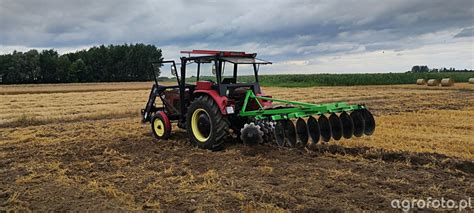 Fotografia traktor Ursus C 360 i talerzówka Bomet id 829033 Galeria