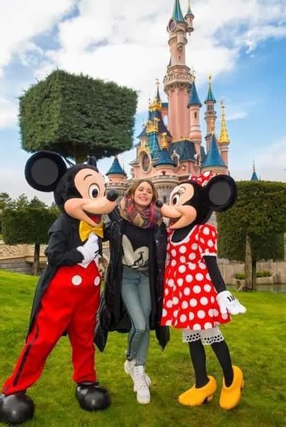 Todo Sobre Martina Stoessel Elenco De Violetta En Eurodisney
