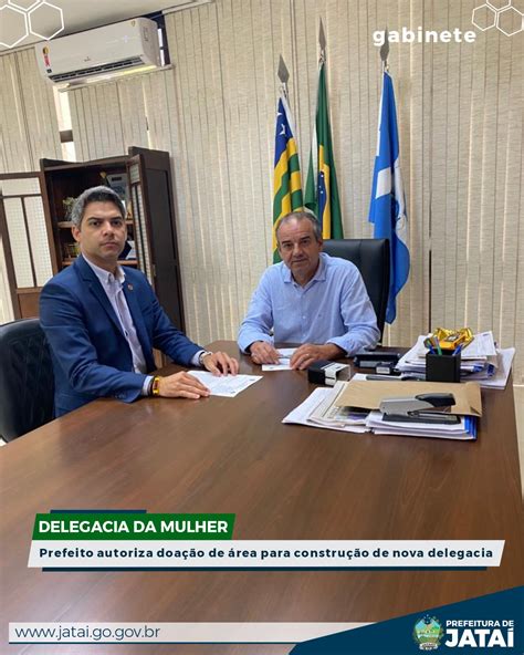 No mês da Mulher Prefeito Humberto Machado autoriza a doação de área