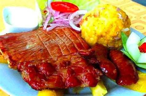 PLATOS TÍPICOS DE LA SELVA PERUANA Comidas Peruanas