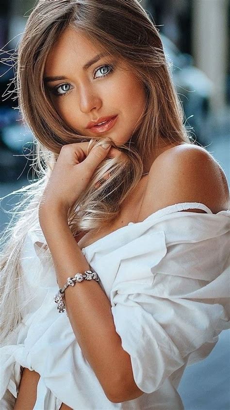 Pin On Beautiful Hot Gorgeous Women