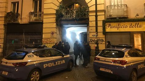 Torino Morta La Bimba Caduta Dal Balcone Il Patrigno Era Ubriaco