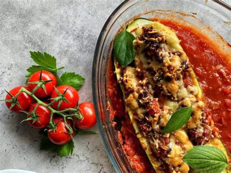 Gefüllte Zucchini Saftig Mit Hackfleisch Ayses Kochblog