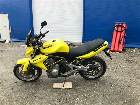Купить б у Kawasaki ER 6n инжектор 6 передач в Среднеуральске жёлтый