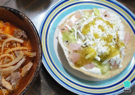 Tostadas de pata de res Receta FÁCIL
