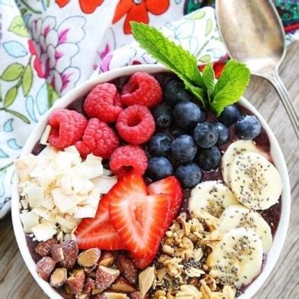 Smoothie Bowl With Berries Bananas Healthy Two Peas Their Pod