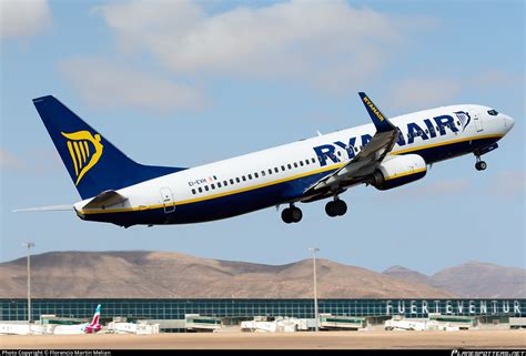 EI EVH Ryanair Boeing 737 8AS WL Photo By Florencio Martin Melian ID