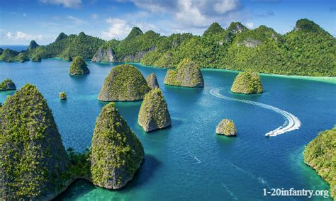 Tempat Wisata Di Papua Yang Indah