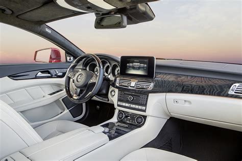 Mercedes Benz CLS C218 Facelift Official Photos And Details