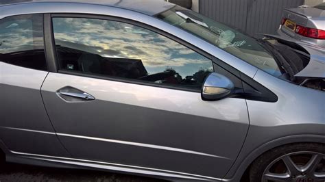 Drzwi Prawe Honda Civic VIII UFO 3d NH700M 06 12 11261093933