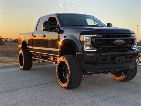 Ford F Super Duty Tuff T A Fabtech Suspension Lift Custom