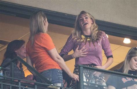 Major League Baseball Model Fiancee Grabs BOOB In World Series