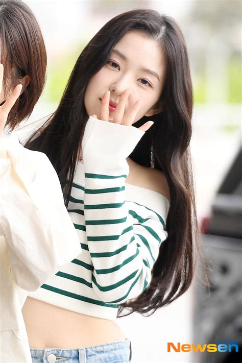 레드벨벳 아이린 이렇게 쳐다보면 심쿵 포토엔HD 뉴스인코리아