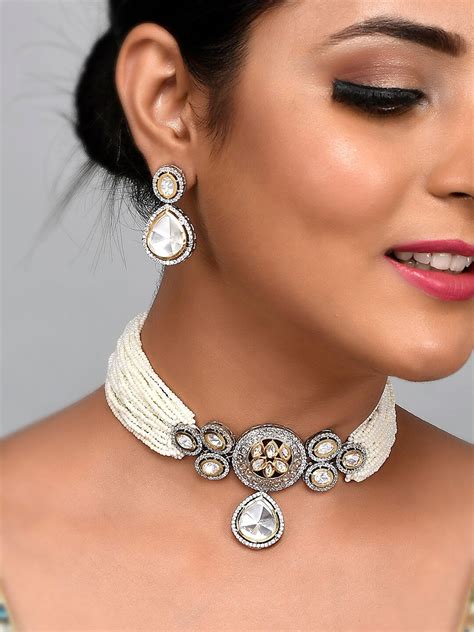 Buy AQUASTREET JEWELS Gold Plated Teardrop Kundan Pendant Cheed