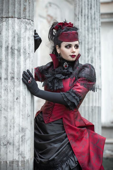 Elegant Gothic Victorian Style Black And Red Steamgoth Dress For