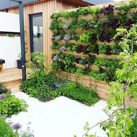 37 Beautiful Vertical Garden Ideas To Adorn Your Patio Vertical