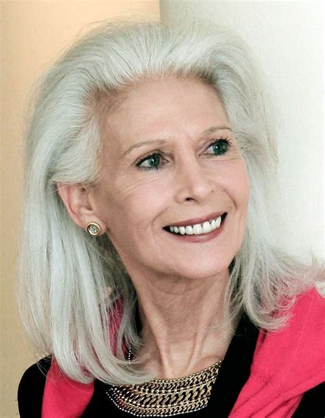 Aging Gracefully Hairstyles For Older Women Elle Hairstyles