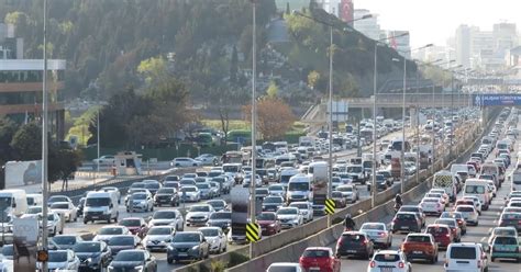 Bakan Uraloğlu Köprü ve otoyollar 9 gün boyunca ücretsiz olacak