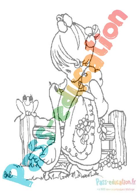 Coloriage gratuit petite fille téléchargez et imprimez des dessins