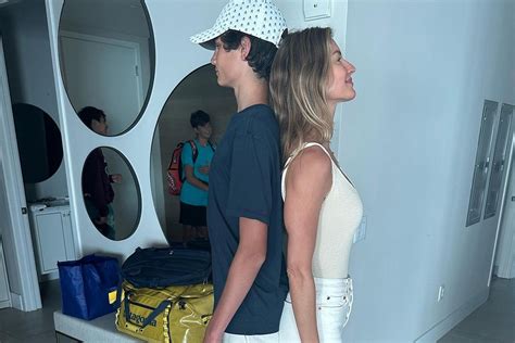 Gisele Bündchen se declara para filho de Tom Brady Sempre estarei aqui