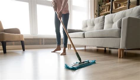 Cómo limpiar suelos laminados de madera Siero Lam