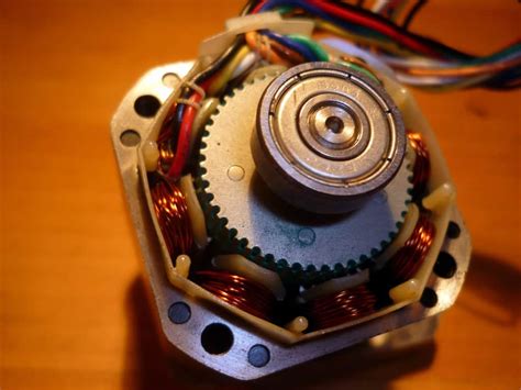 The Difference Between Unipolar And Bipolar Stepper Motors Tech