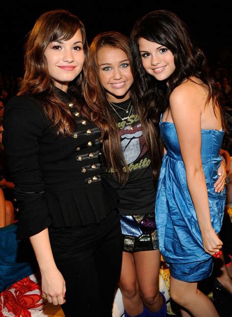August 2008 Selena Gomez Miley Cyrus Demi Lovato Selena Gomez Pictures