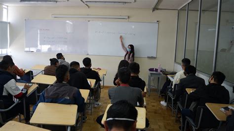 Escuela Polit Cnica Nacional Bolet N