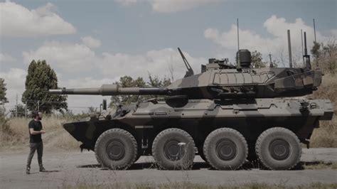 Exército vai atualizar frota de veículos Centauro II é o novo blindado