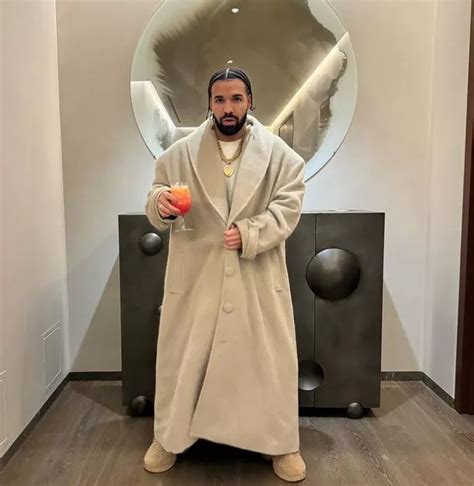 Drake Laughs Off Alleged X Rated Nude Video Leak Of Star S Missile