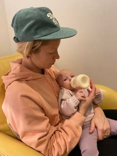 Paced Or Responsive Bottle Feeding Into Parenthood Sherridan